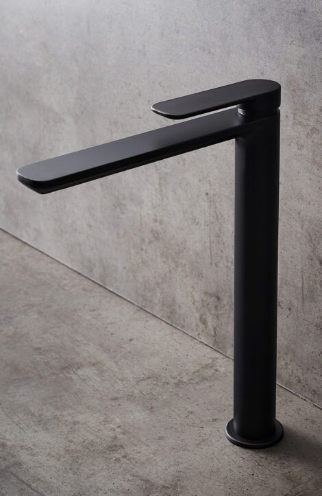 Segisti Design - must, valge või kroom valamusegisti